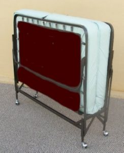 Rollaway Queen Bed | amulette